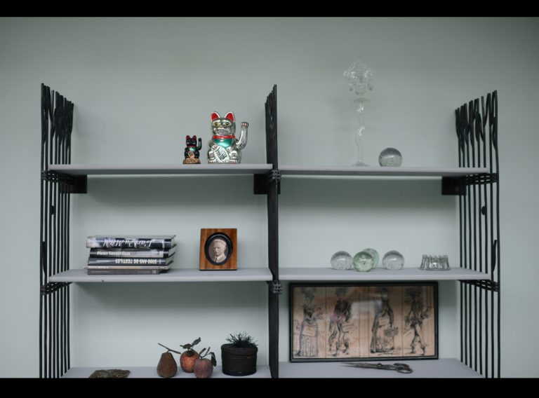 Shelf Uprights – Emery & Cie