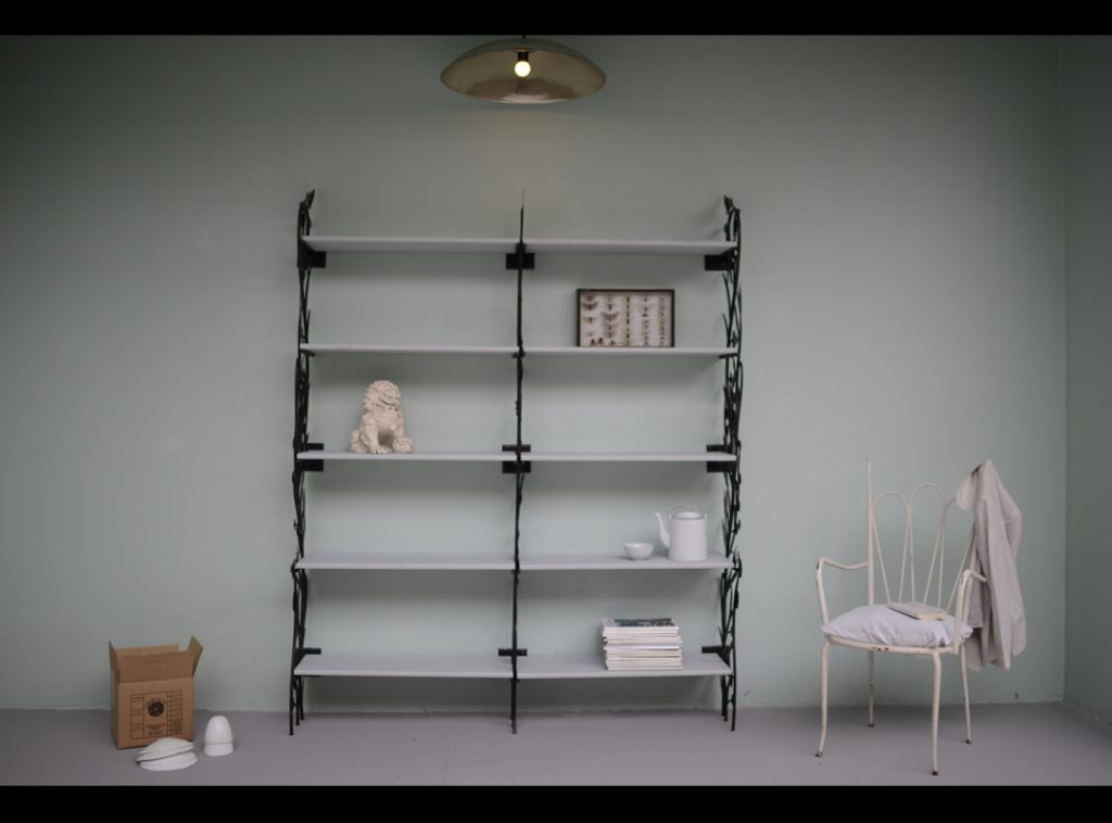 Shelf Uprights – Emery & Cie